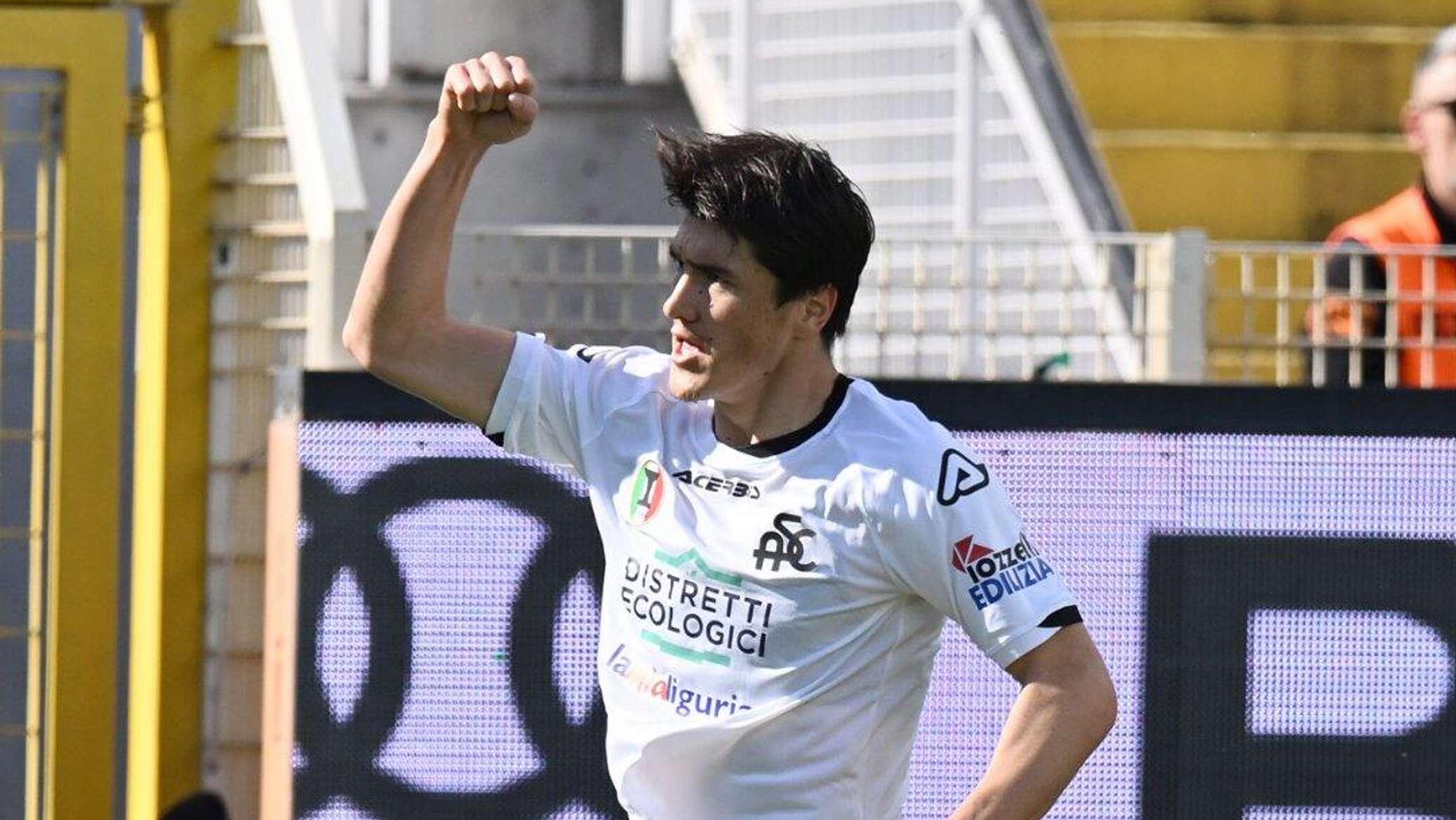 Элдор Шомуродов “Специя” таркибида дебют голини урди