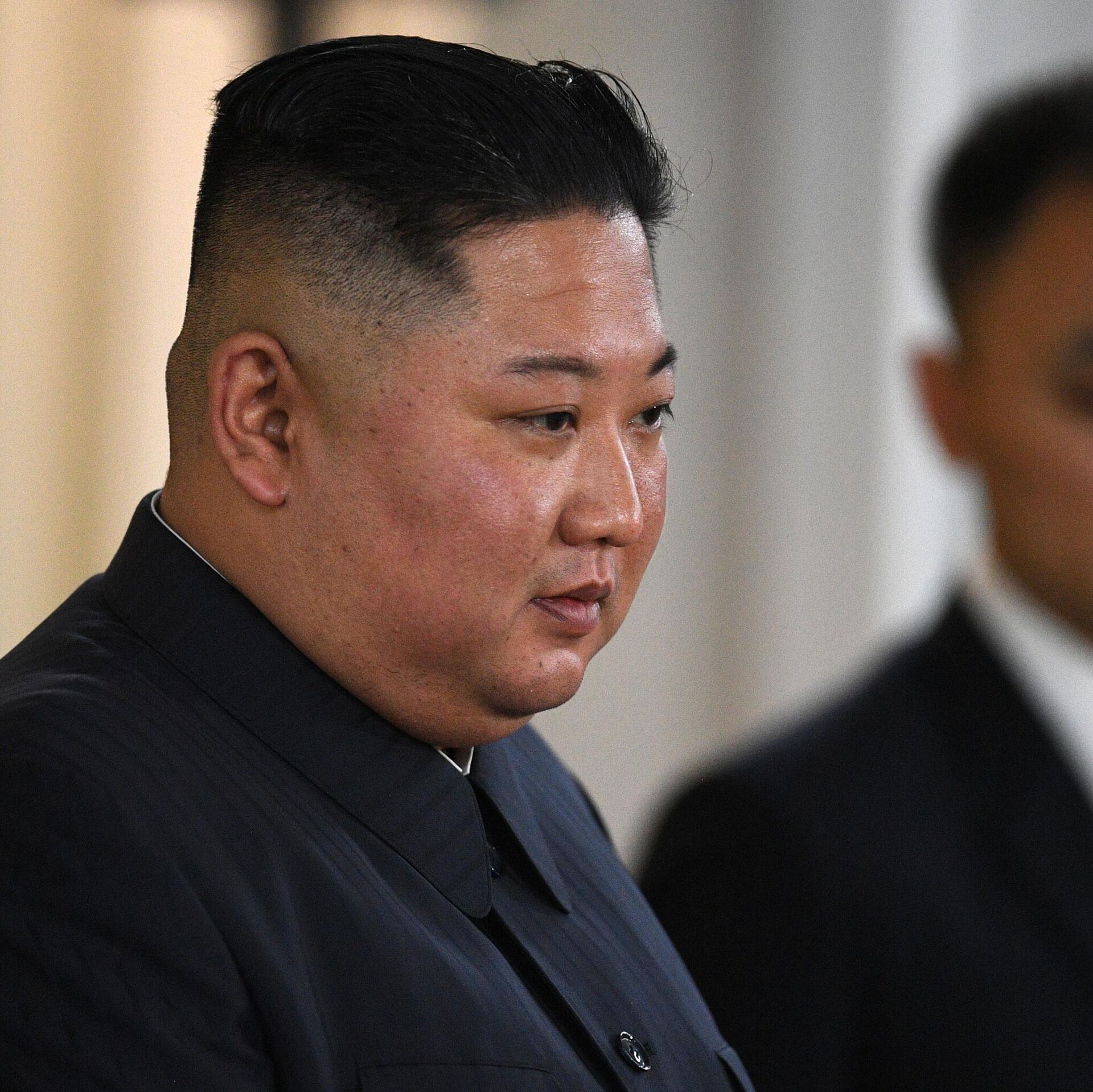 Kim Chen In Putinni Rossiya kuni bilan tabrikladi