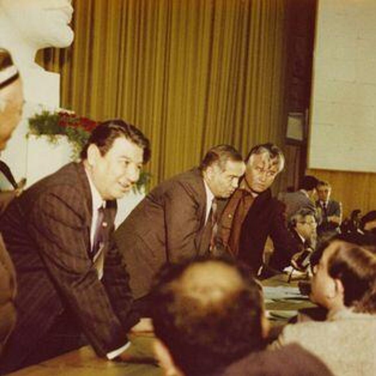 Islom Karimov biografiyasi