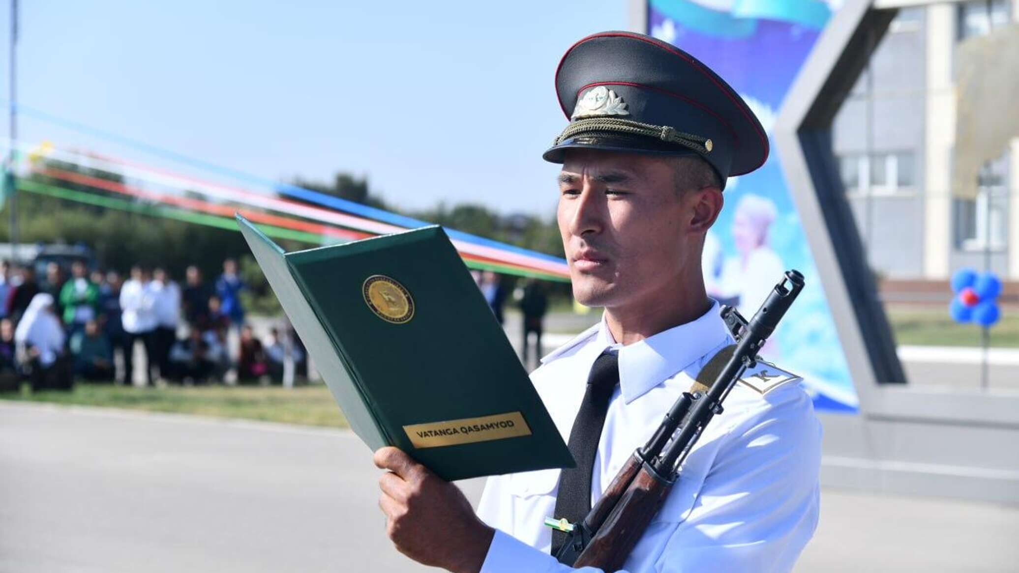 Олий ҳарбий таълим муассасаларида курсантлар қасамёд қабул қилди