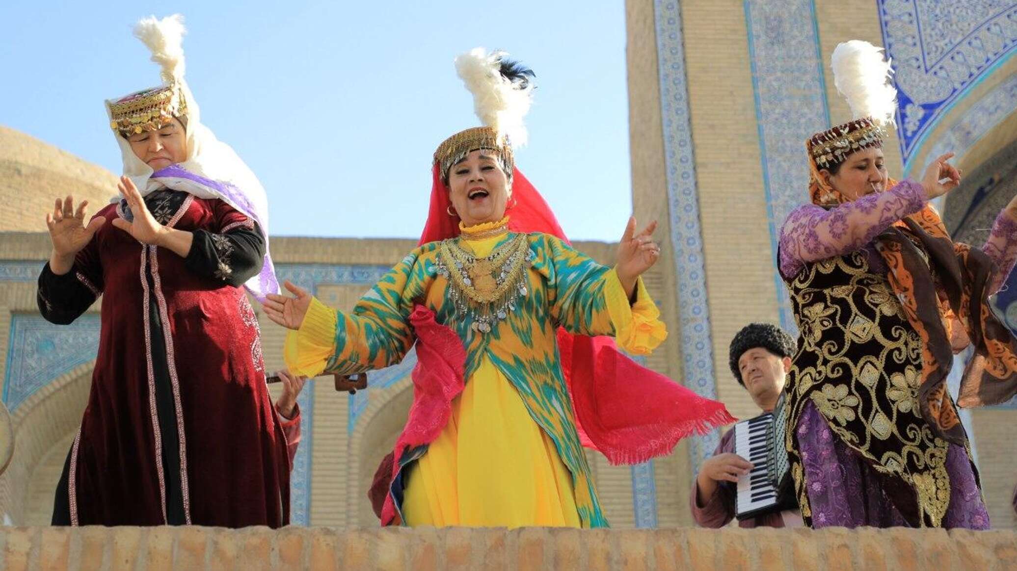 Xivada II “Lazgi” xalqaro raqs festivali bo‘lib o‘tmoqda