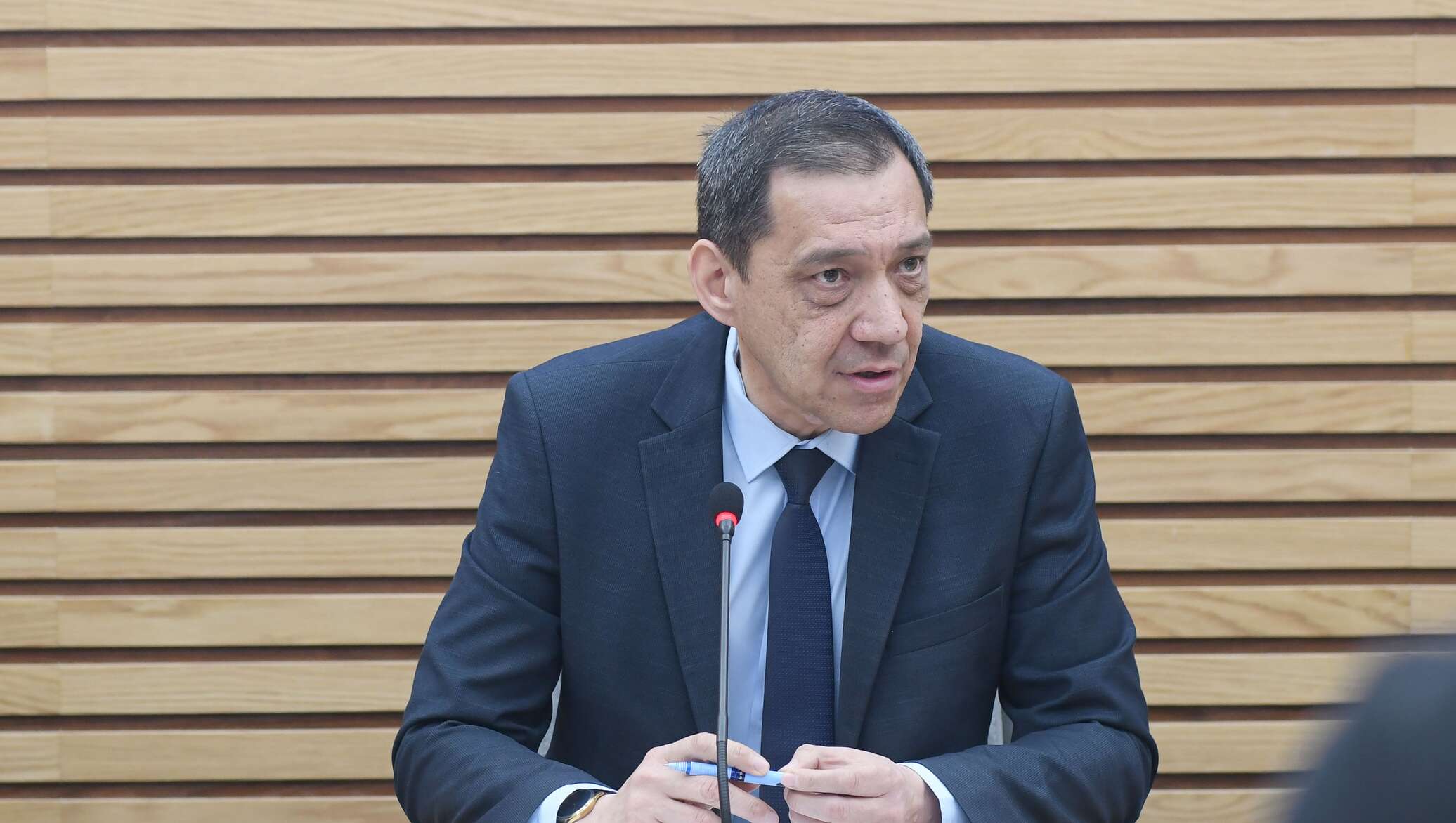 Глава пресс-службы Артыкходжаева: "Знаю, что на новом месте будет не ...